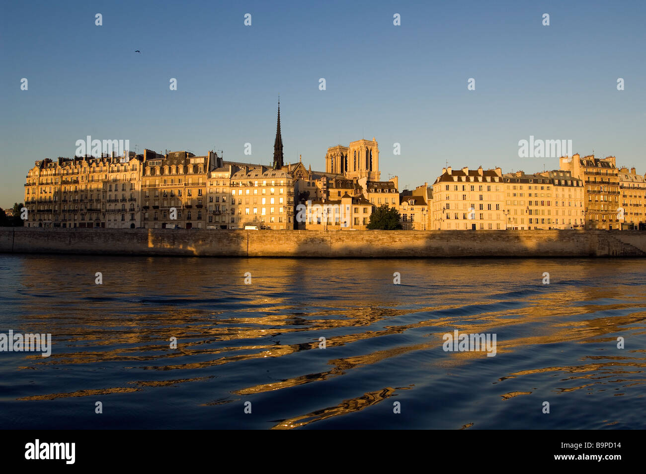 France, Paris, banks of the Seine river classified as World Heritage by ...