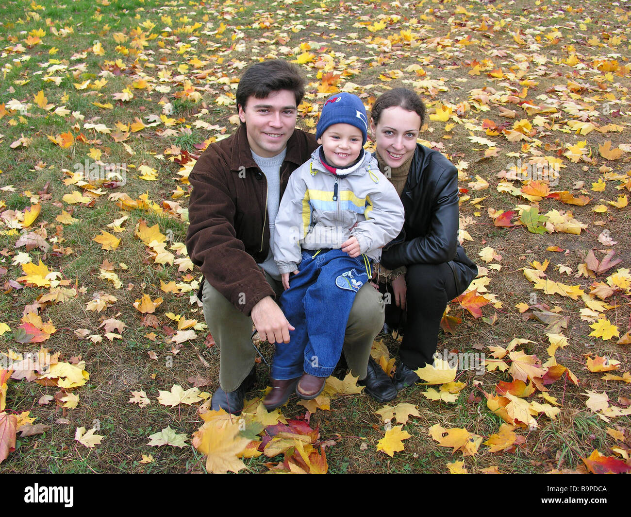 Families family father female fun generations glade happy human hi-res ...