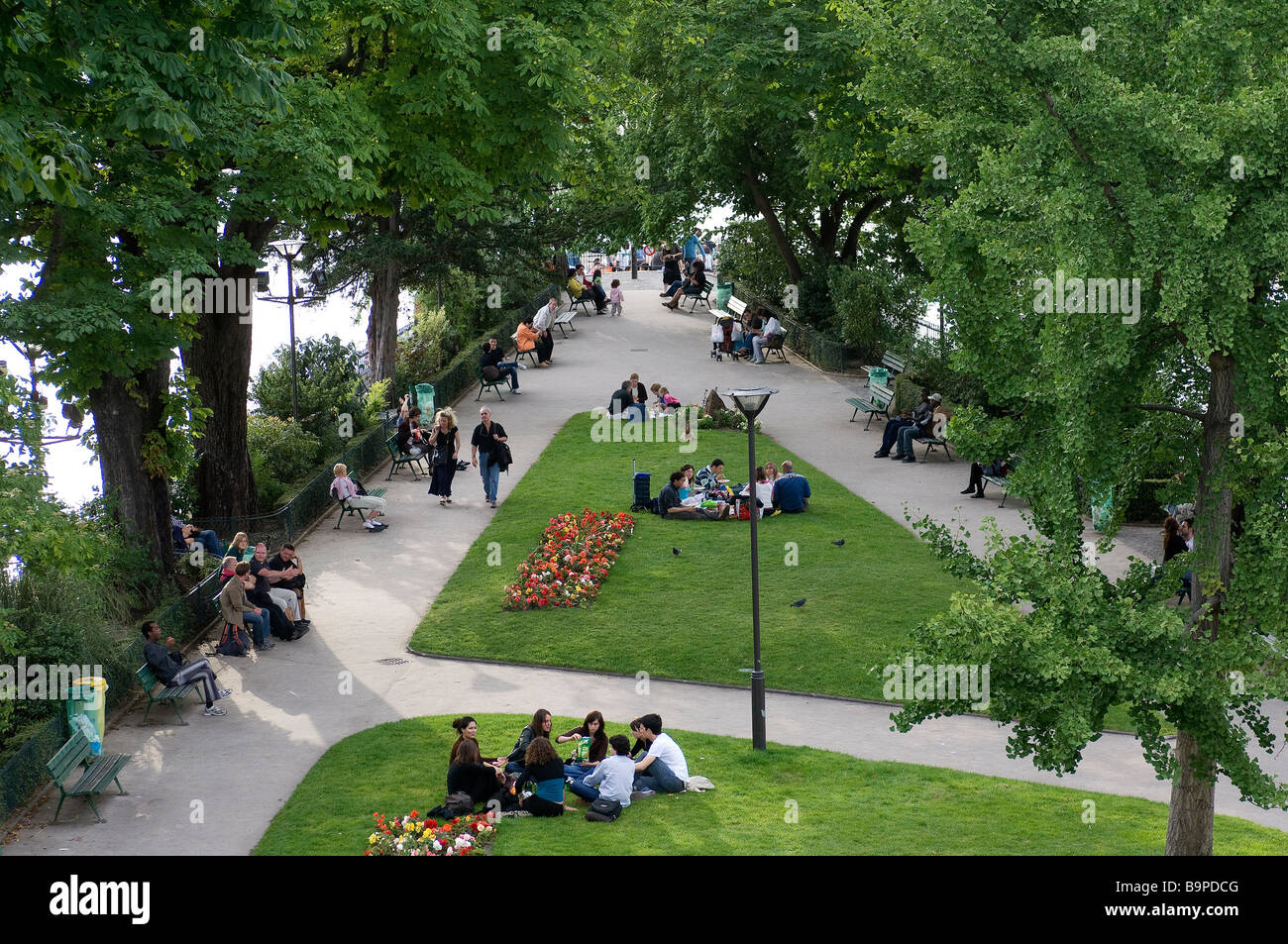 Vert galant garden hi-res stock photography and images - Alamy