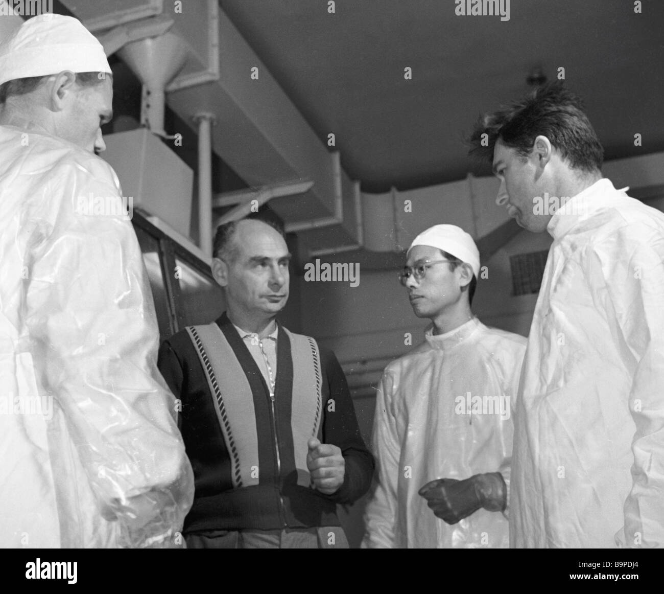 Flerov High Resolution Stock Photography and Images - Alamy