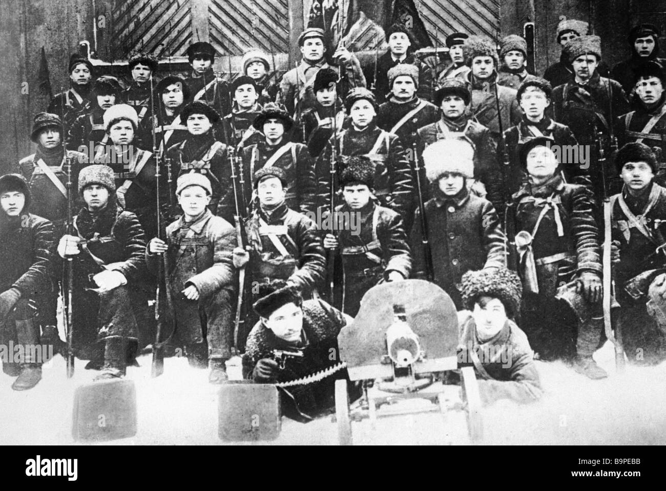A squad of the Red Army guards workers of Leoner plant before dispatch ...