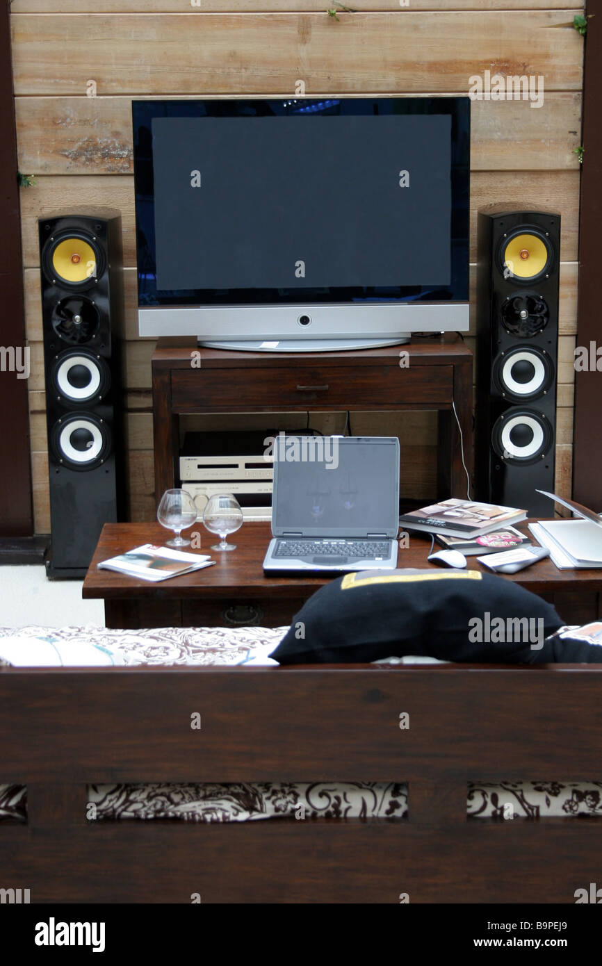 Loudspeakercoil driven hi-res stock photography and images - Alamy