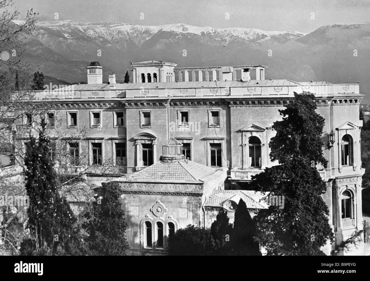 Livadia palace the seat of the Yalta conference Stock Photo - Alamy