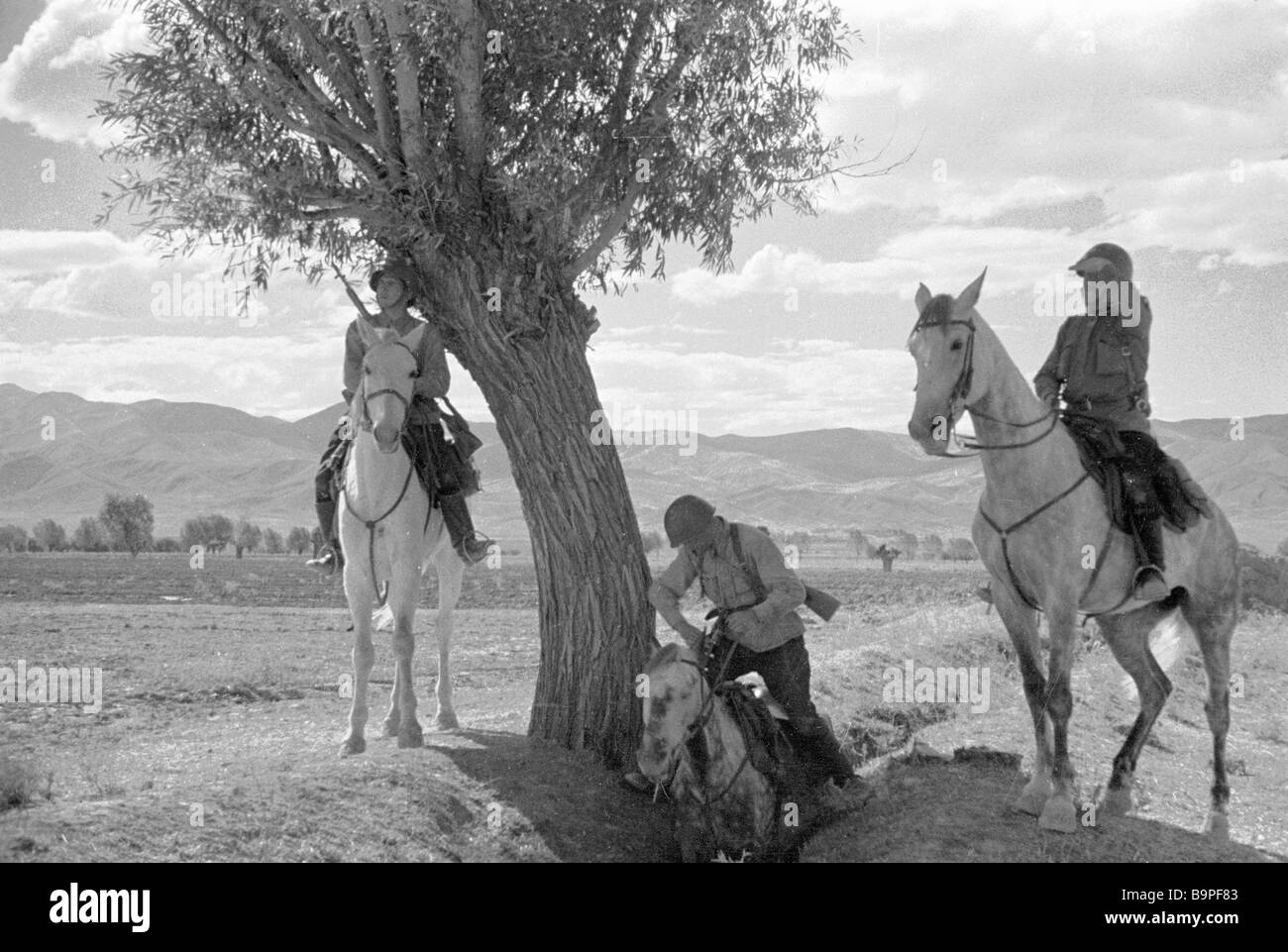 The 4th guards cavalry corps under Lieutenant General N Kirichenko s ...