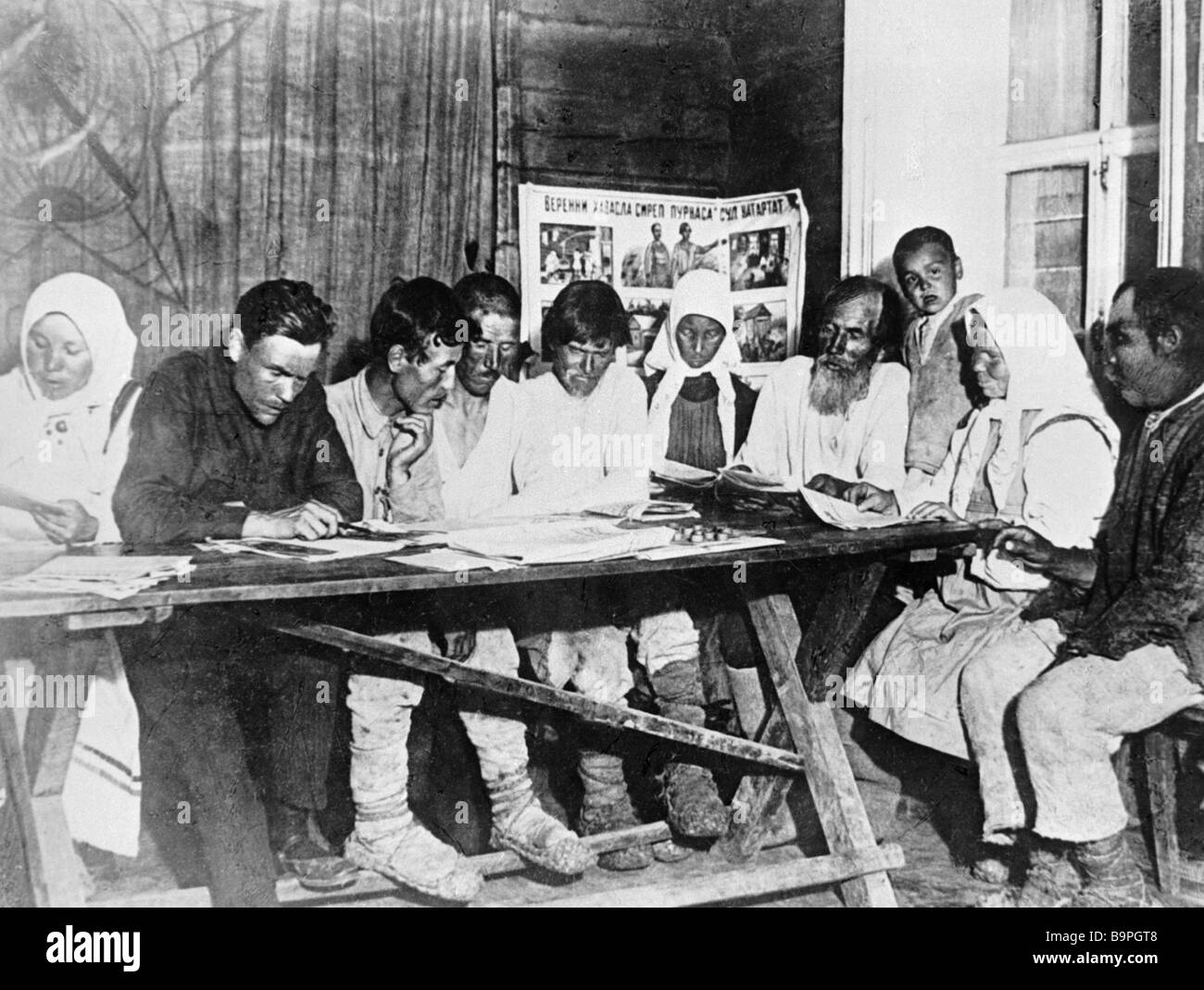 Peasants Black and White Stock Photos & Images - Alamy