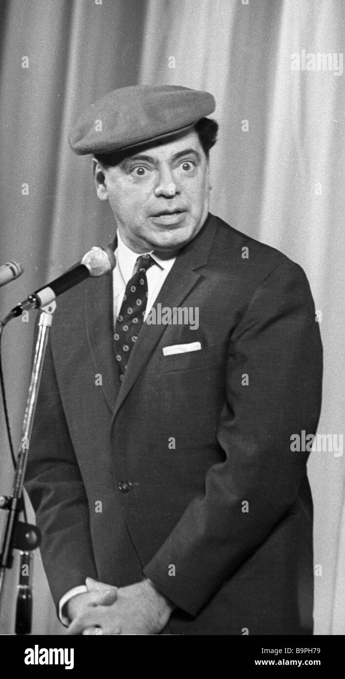 Actor Arkady Raikin performs on stage Stock Photo - Alamy