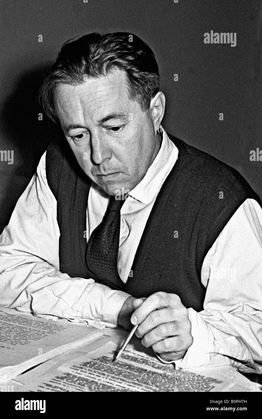 Alexander Solzhenitsyn High Resolution Stock Photography and Images - Alamy