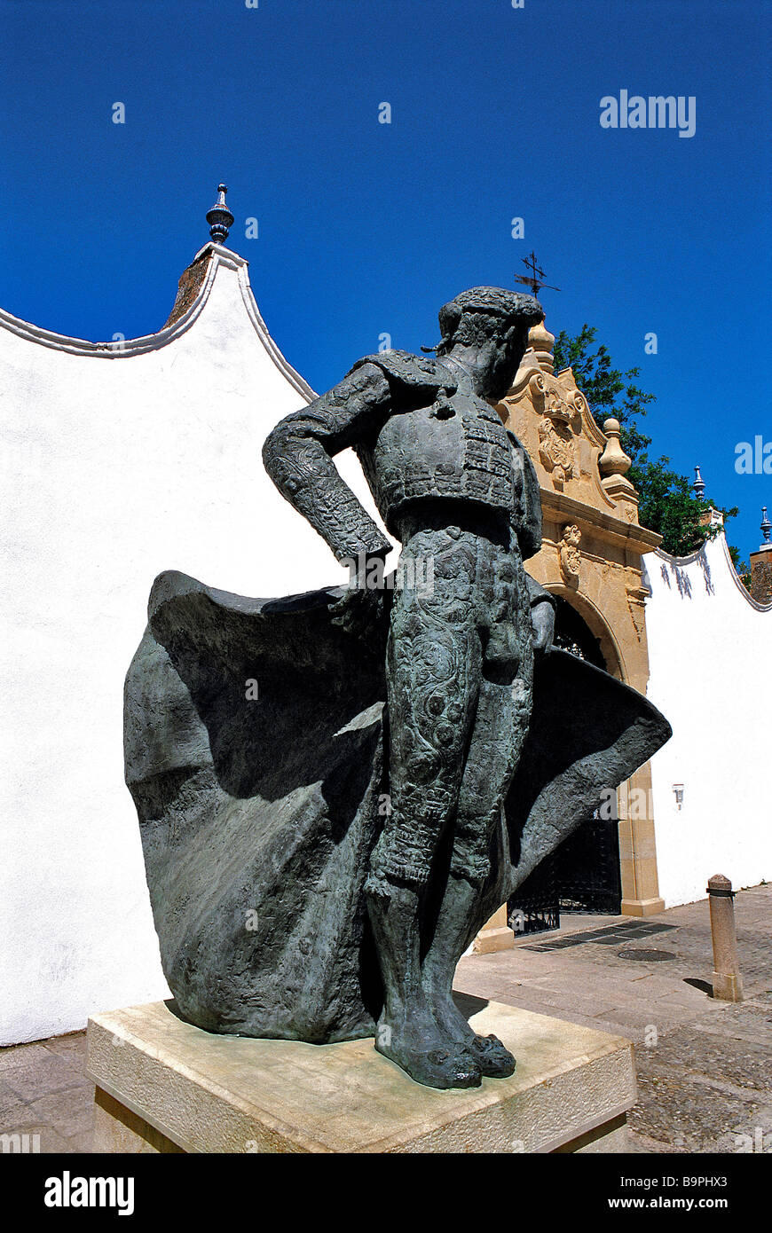 Statue of manolete hi-res stock photography and images - Alamy