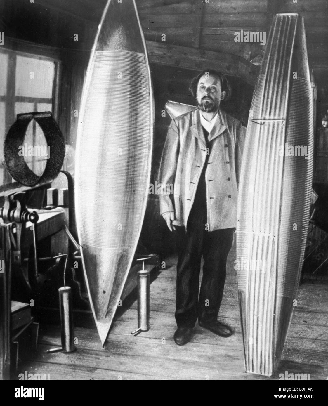 Konstantin Tsiolkovsky High Resolution Stock Photography and Images - Alamy