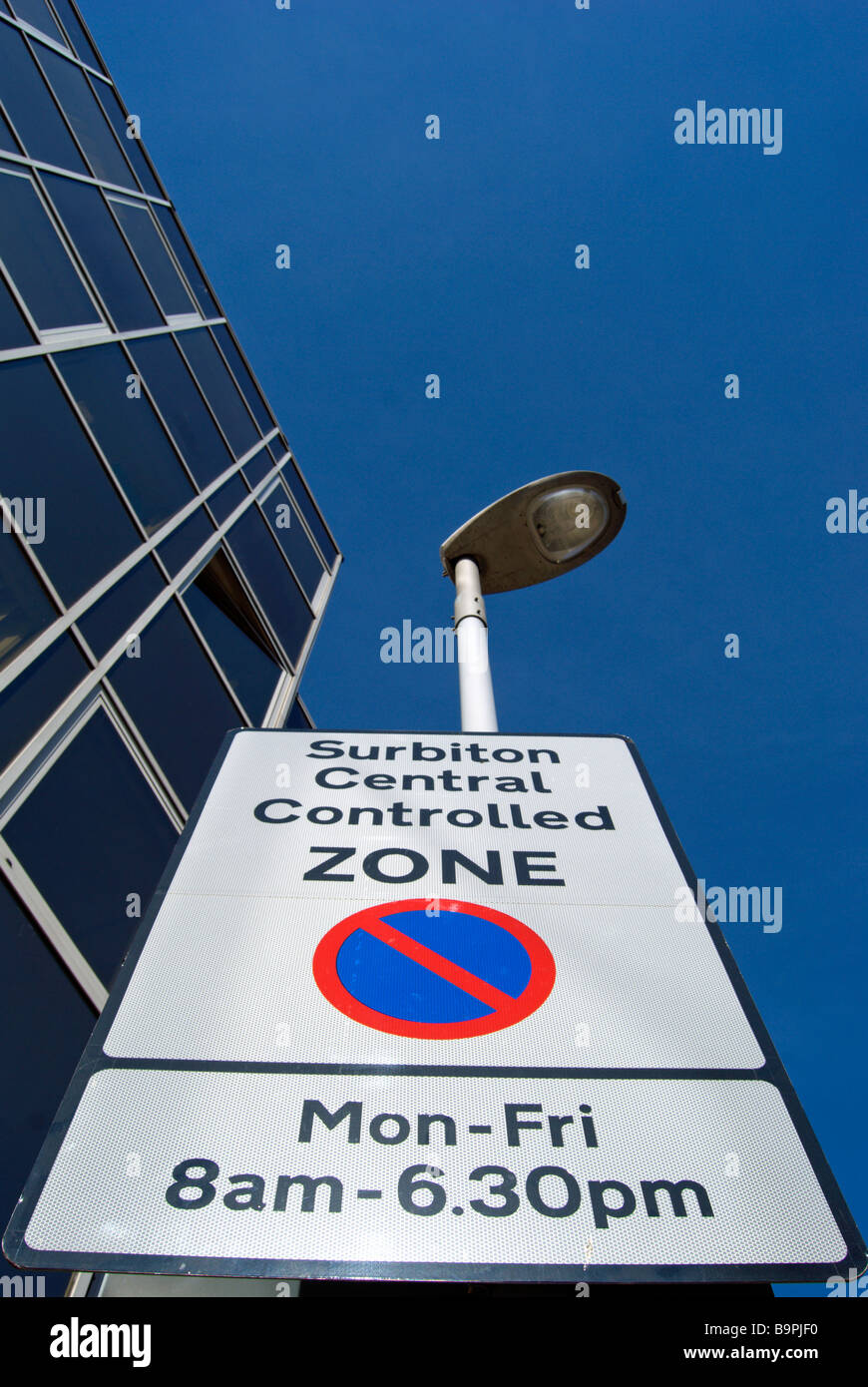 surbiton central controlled zone sign, showing car parking restrictions ...