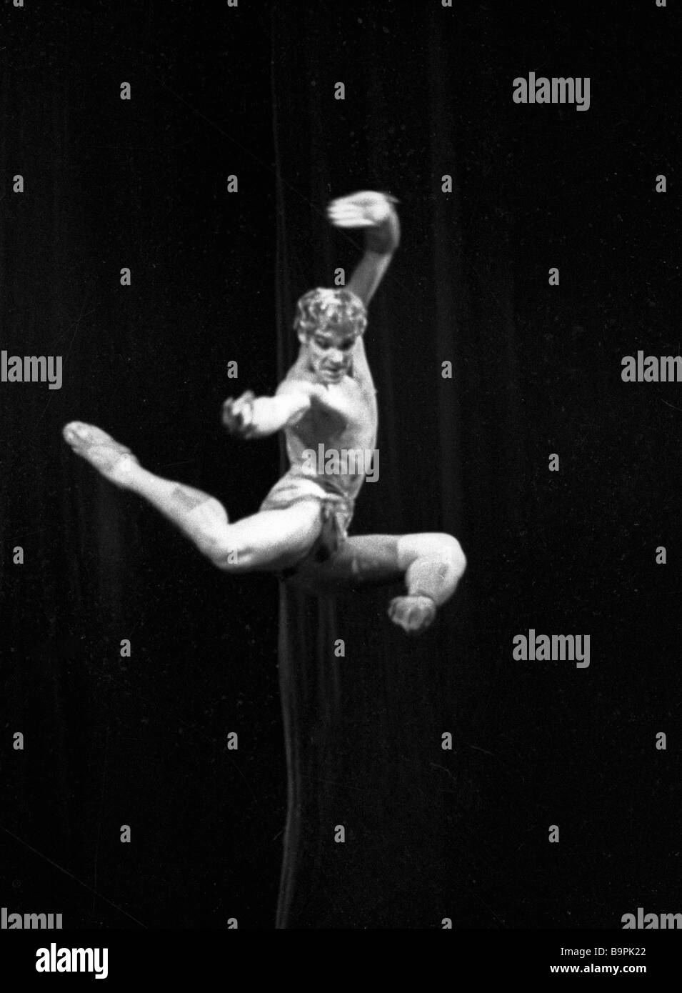 The Bolshoi theatre ballet soloist Vladimir Vasiliev in Kasyan ...