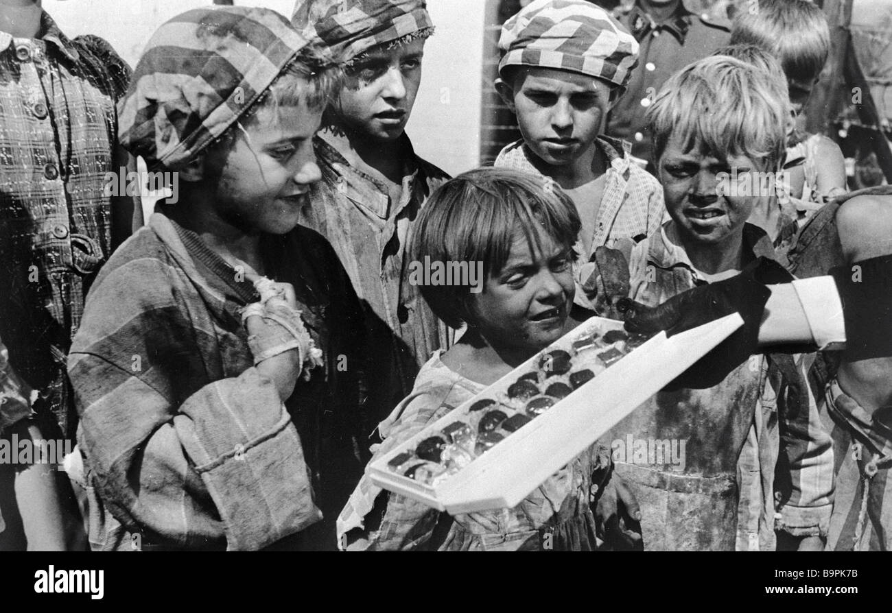 A scene from Vladimir Basov s film The Shield and the Sword Stock Photo ...