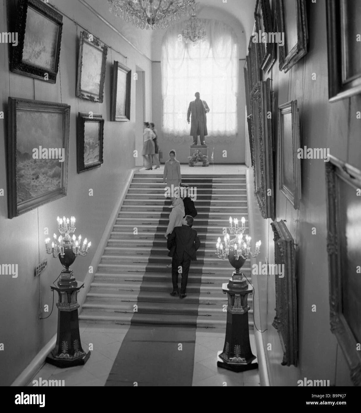 The central stair of the State Tretyakov Gallery Moscow Stock Photo - Alamy