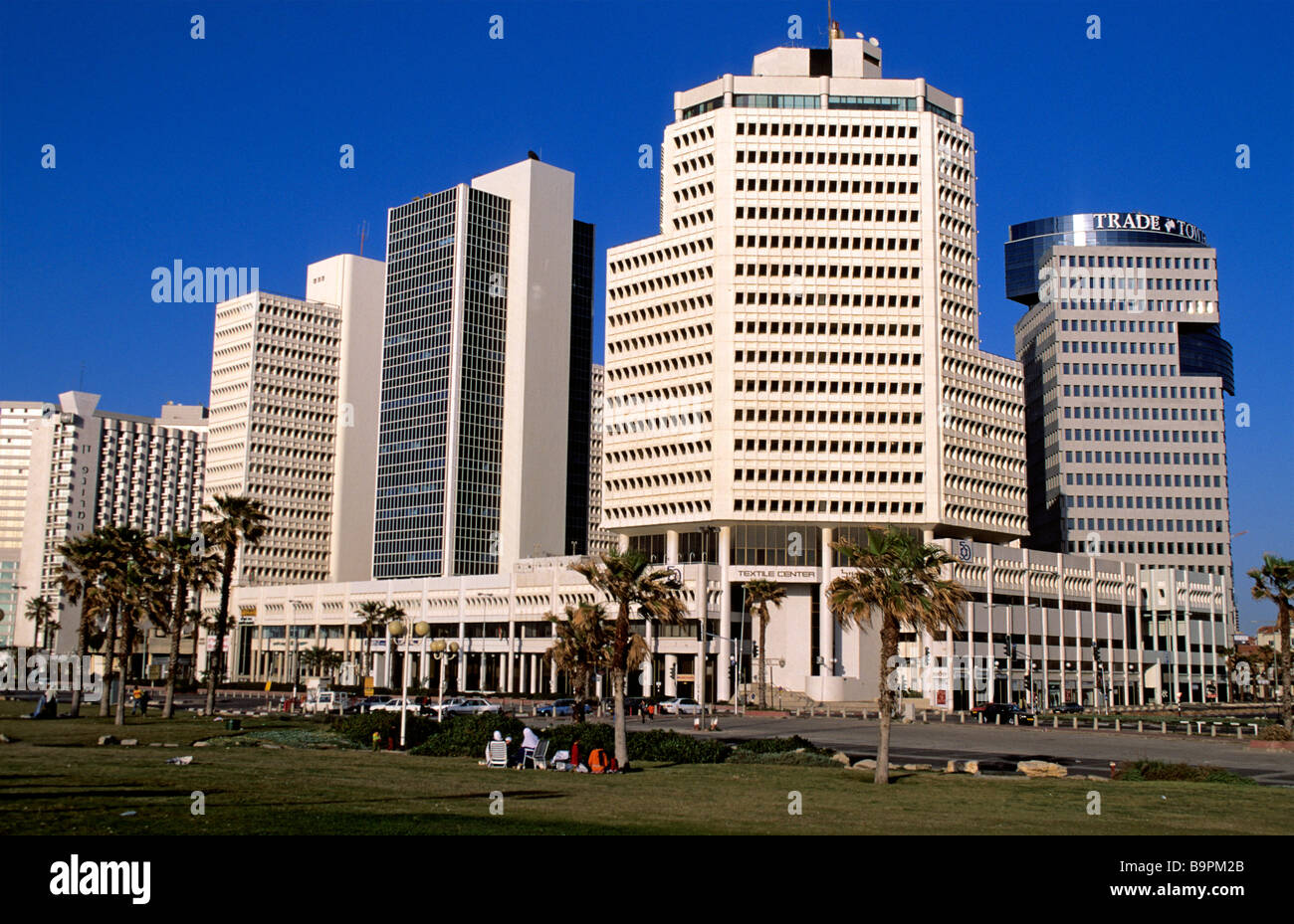 Israel, Tel Aviv, sea front, business district and Charles Clore park ...