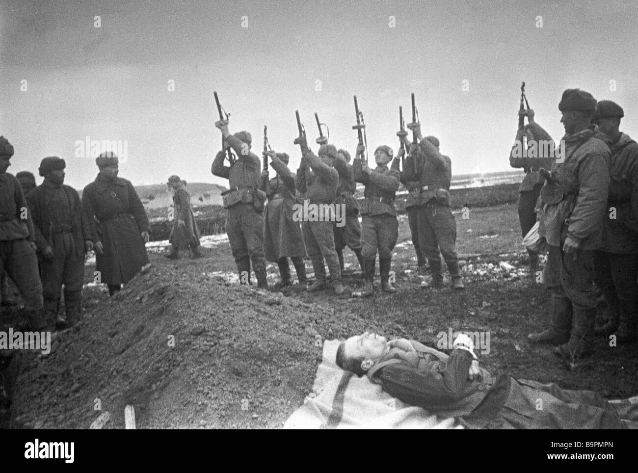 Dead Soviet Soldiers High Resolution Stock Photography and Images - Alamy