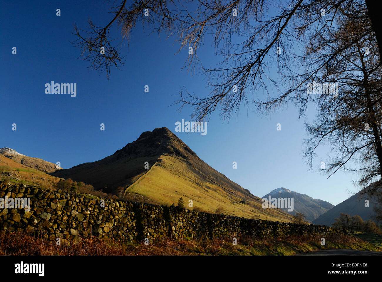 Yewbarrow wasdale hi-res stock photography and images - Alamy