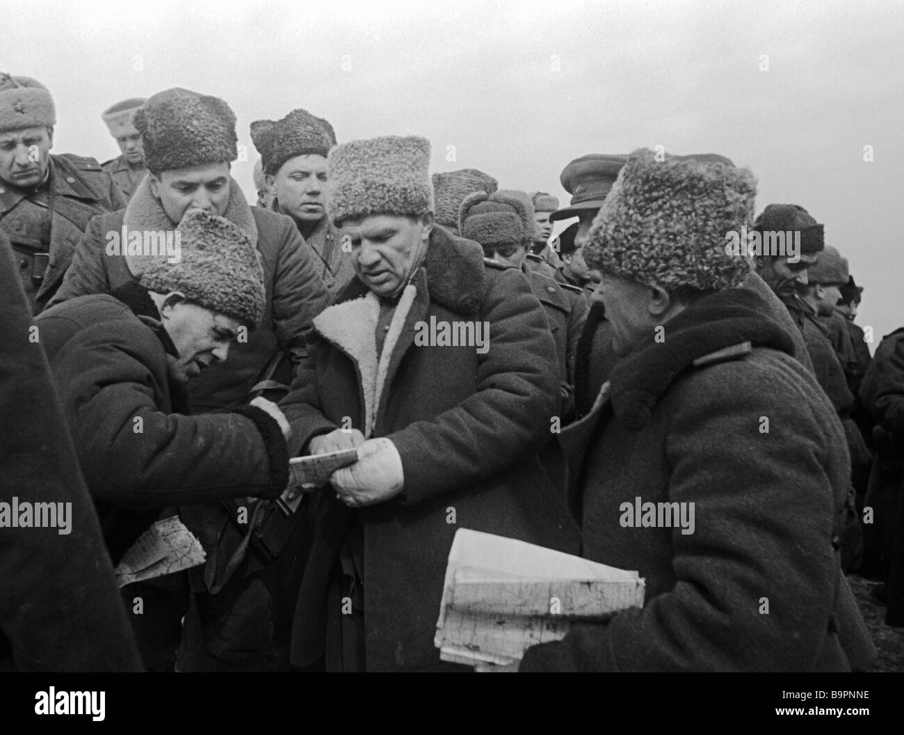 Commander of the 8th Guards Army Colonel General V Chuikov discussing ...