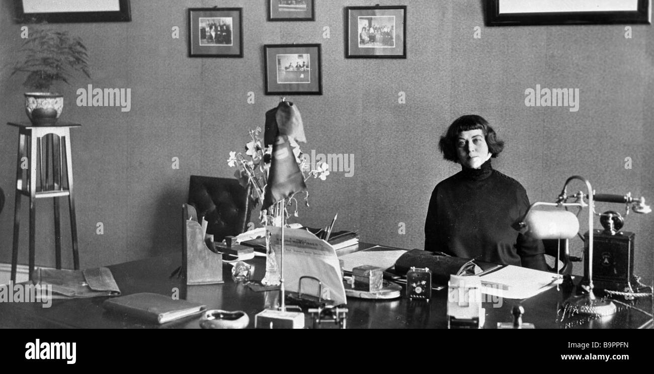 Alexandra Kollontai activist of the international women s movement in ...