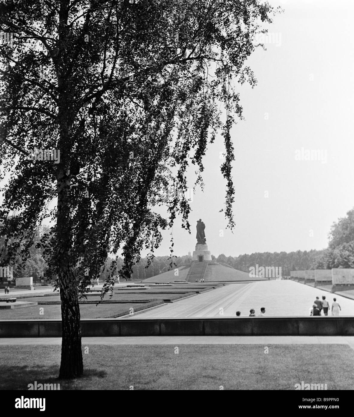 The Treptow Park Berlin Stock Photo - Alamy