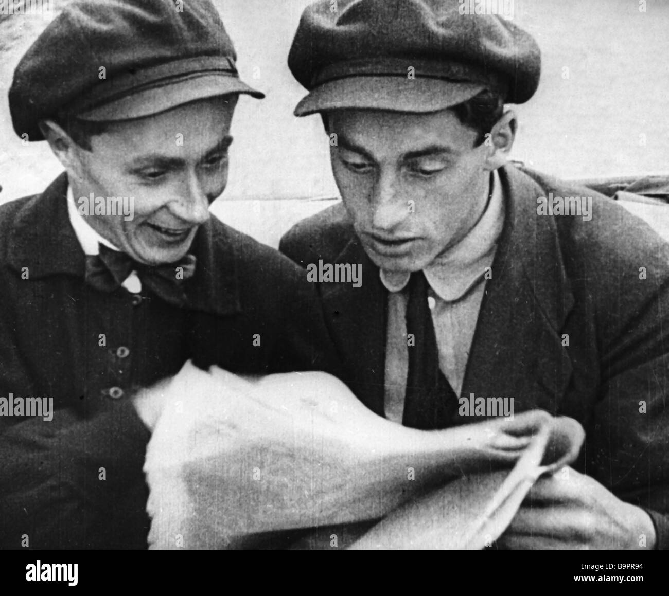 Cameramen Mikhail Kaufman left and Ivan Belyakov right Stock Photo - Alamy