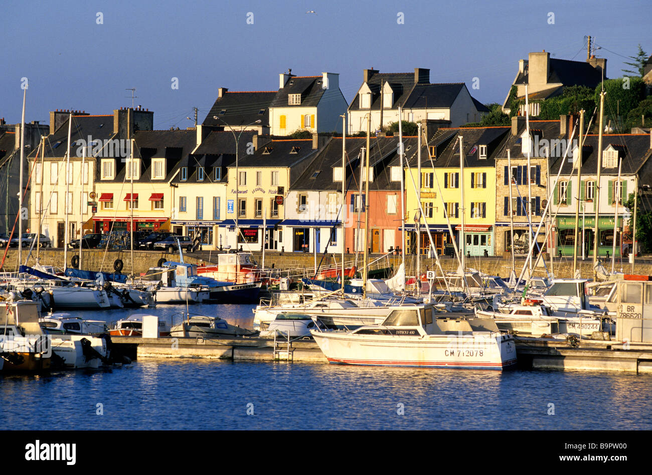 France, Finistere, Armorique regional natural park, Crozon peninsula ...