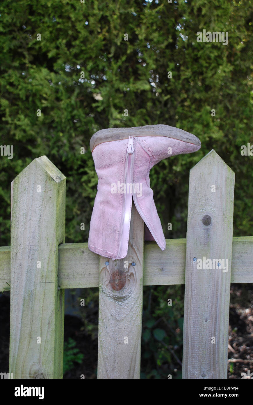 Left boot hi-res stock photography and images - Alamy