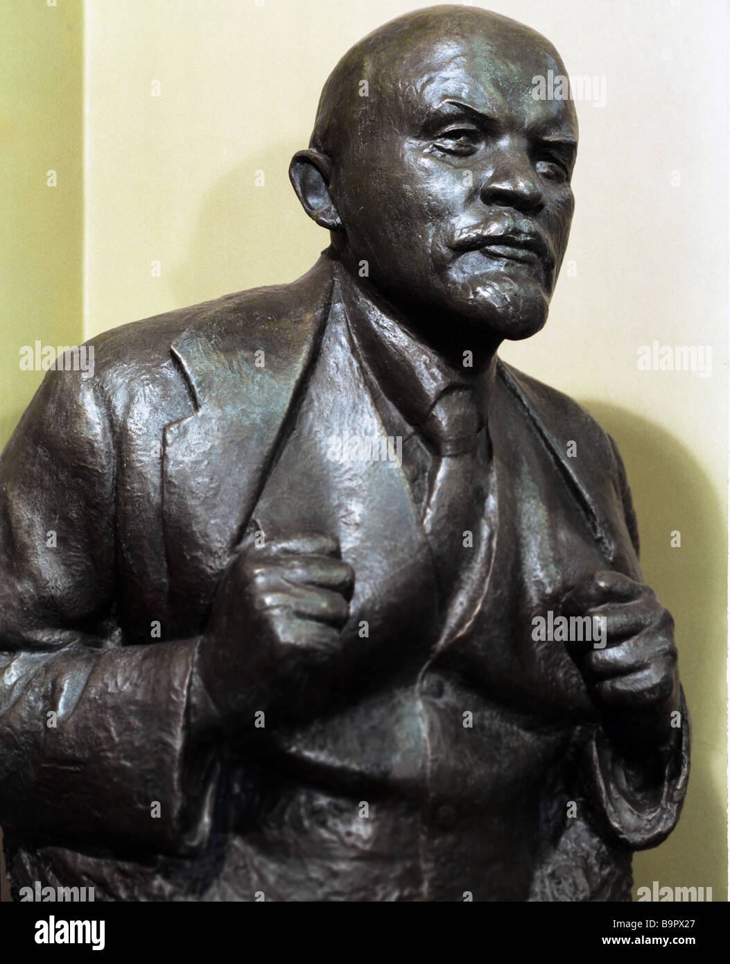 Nikolai Lenin High Resolution Stock Photography and Images - Alamy