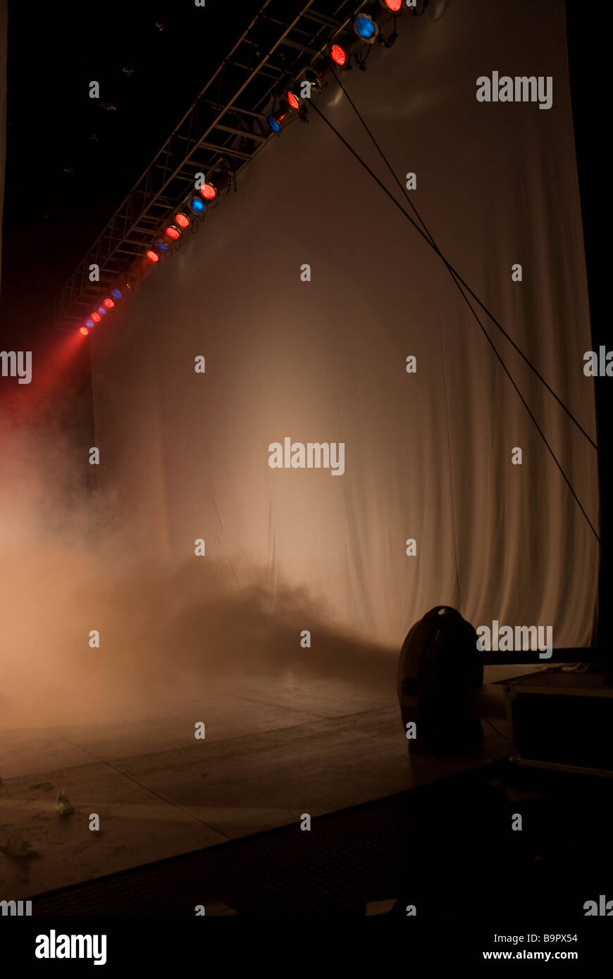 Stage effects hi-res stock photography and images - Alamy