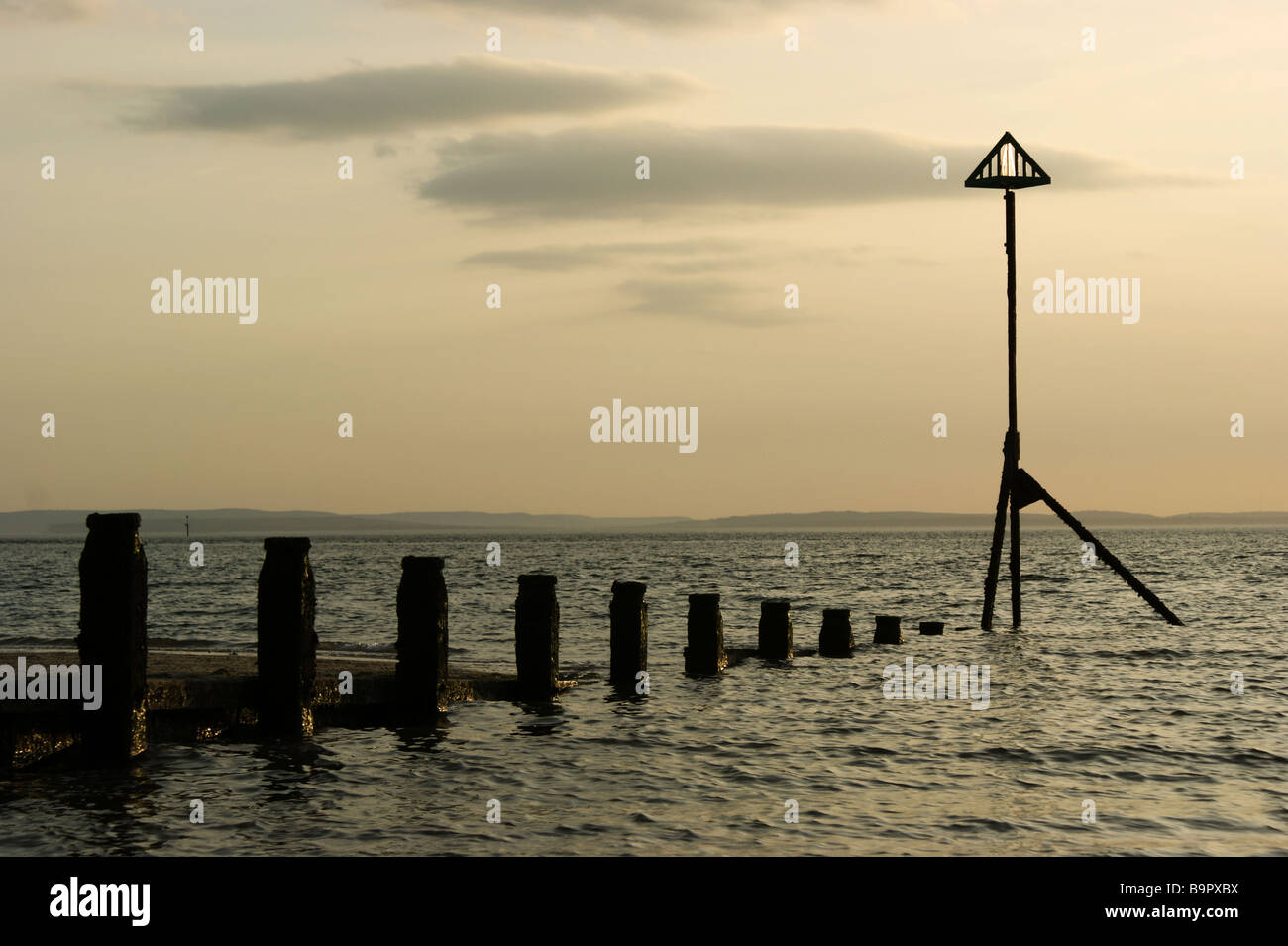 Brakers hi-res stock photography and images - Alamy