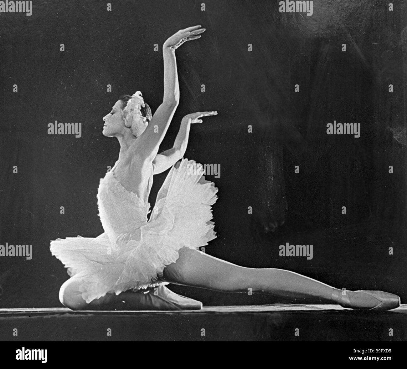 Ballet dancer Maya Plisetskaya Stock Photo - Alamy