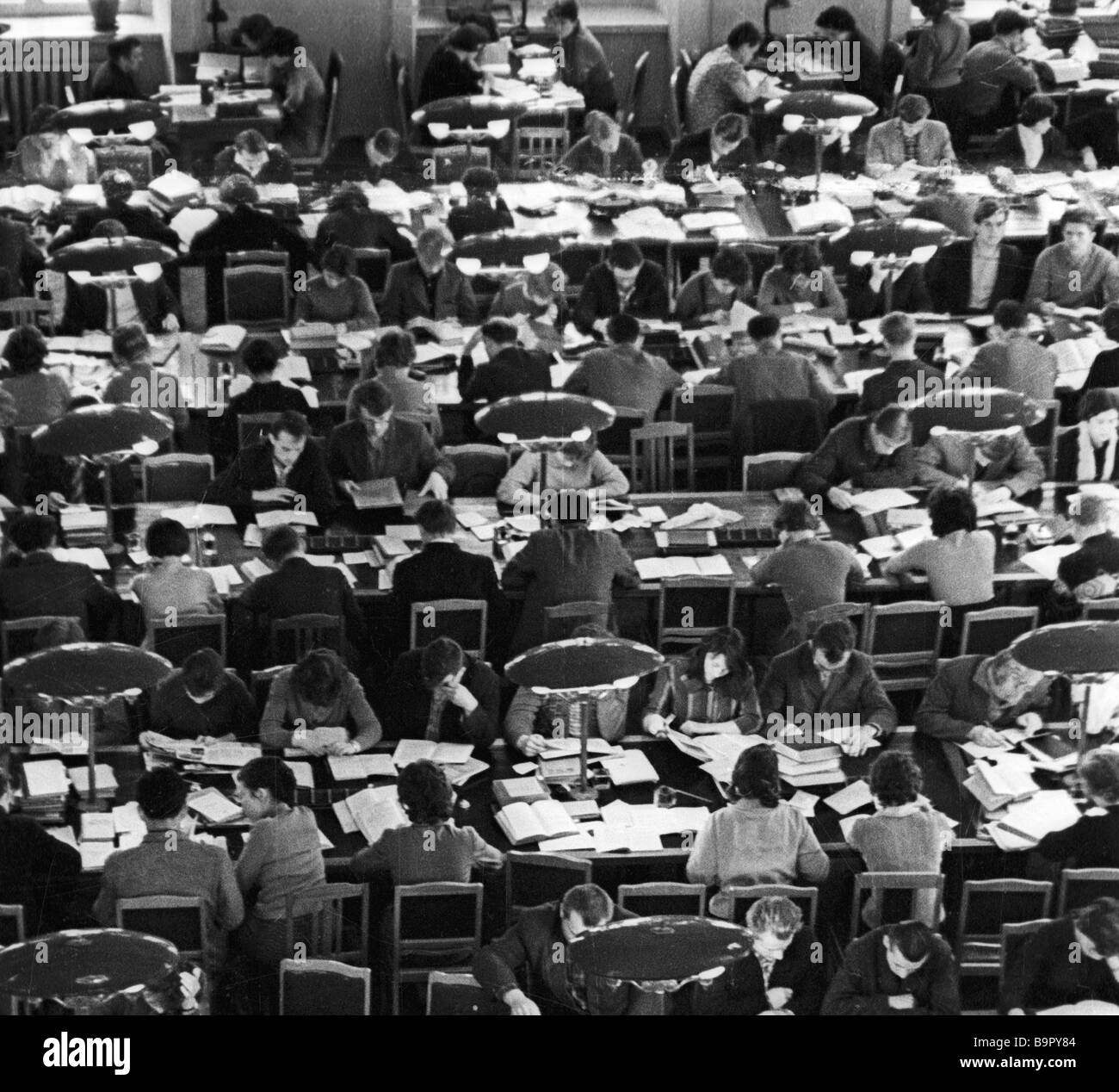 Main reading room of Lenin Library Stock Photo - Alamy
