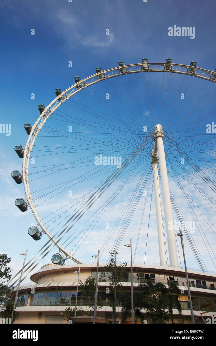 Singapore flyer ferris wheel hi-res stock photography and images - Alamy