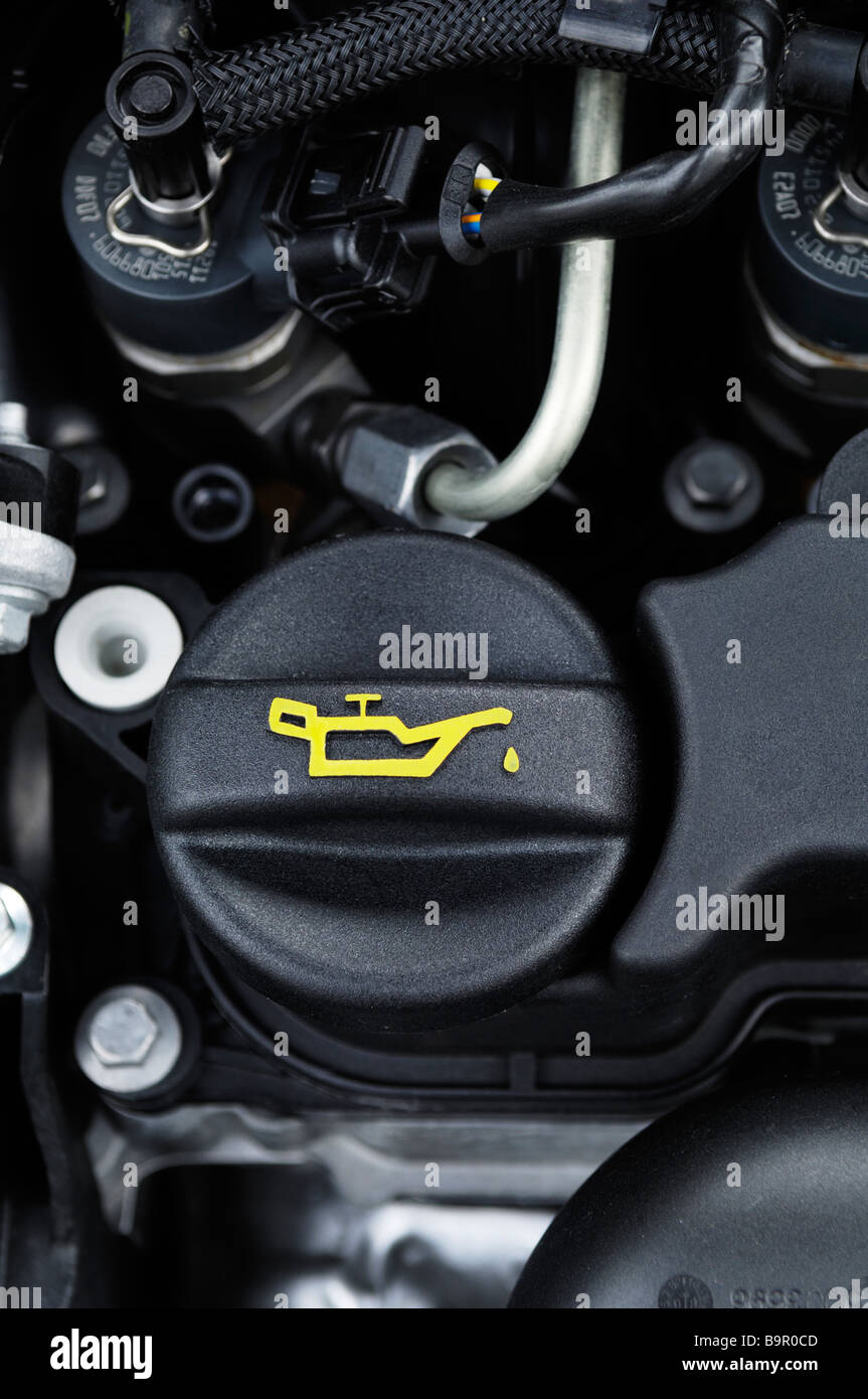 Engine oil cap hi-res stock photography and images - Alamy