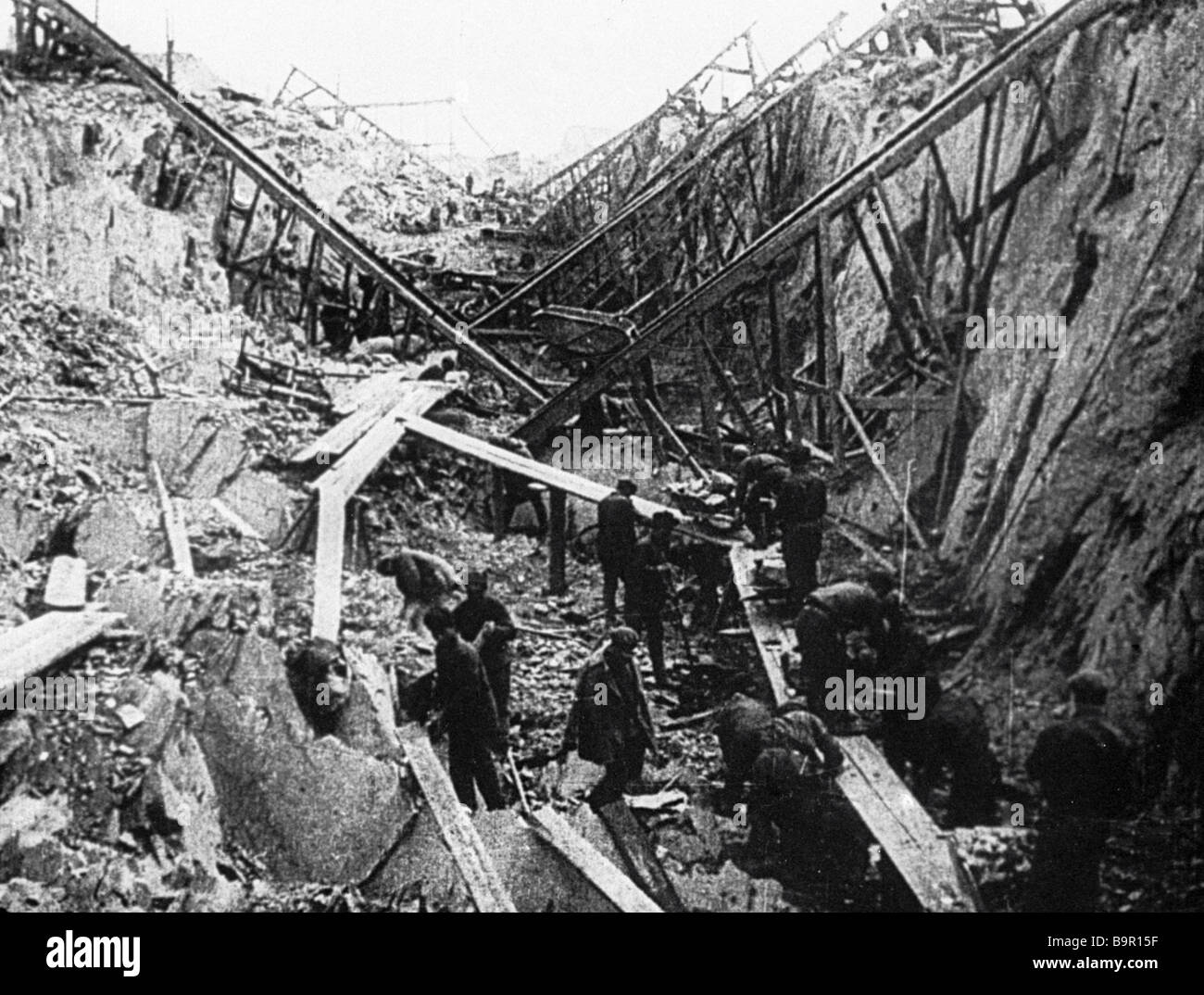 Construction of the White Sea Baltic Canal Stock Photo - Alamy