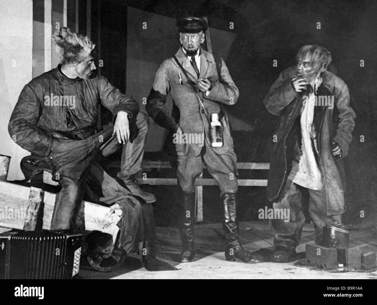 Actors of the Chamber Theater in the play Firing Line Stock Photo - Alamy