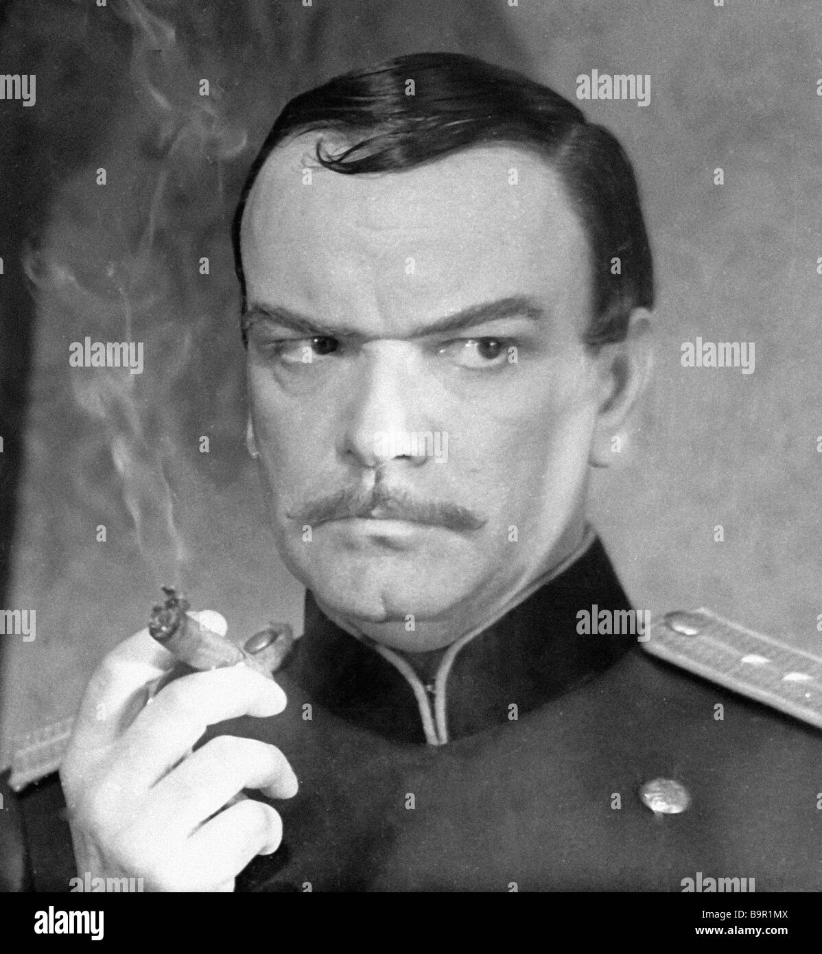 Actor Vladimir Druzhnikov as Soleny in Samson Samsonov s Tri Sestry The Three Sisters Stock ...