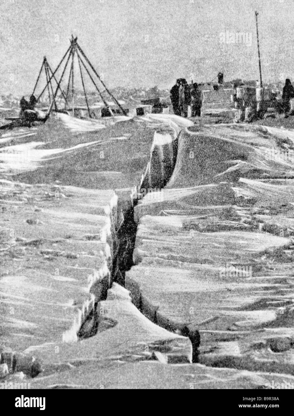 Chelyuskin steamship expedition camp Stock Photo - Alamy