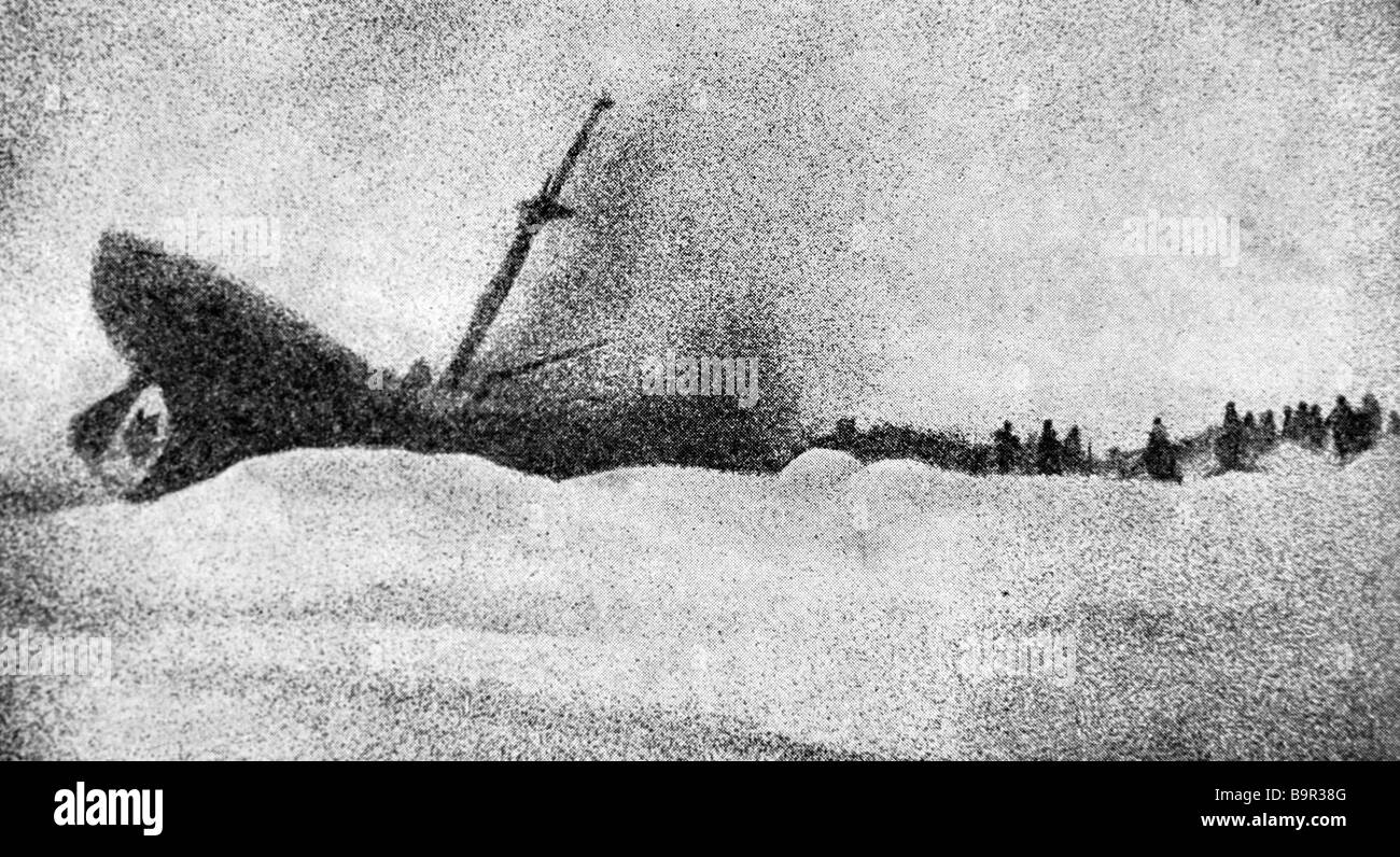 Chelyuskin steamship ice bound in the Chukchi Sea Stock Photo - Alamy