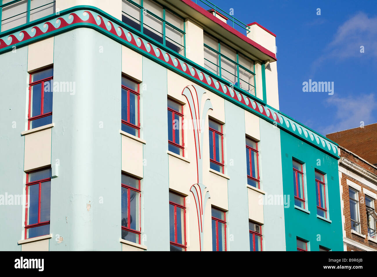 United Kingdom, London, Clerkenwell district, Art Deco coloured facades ...