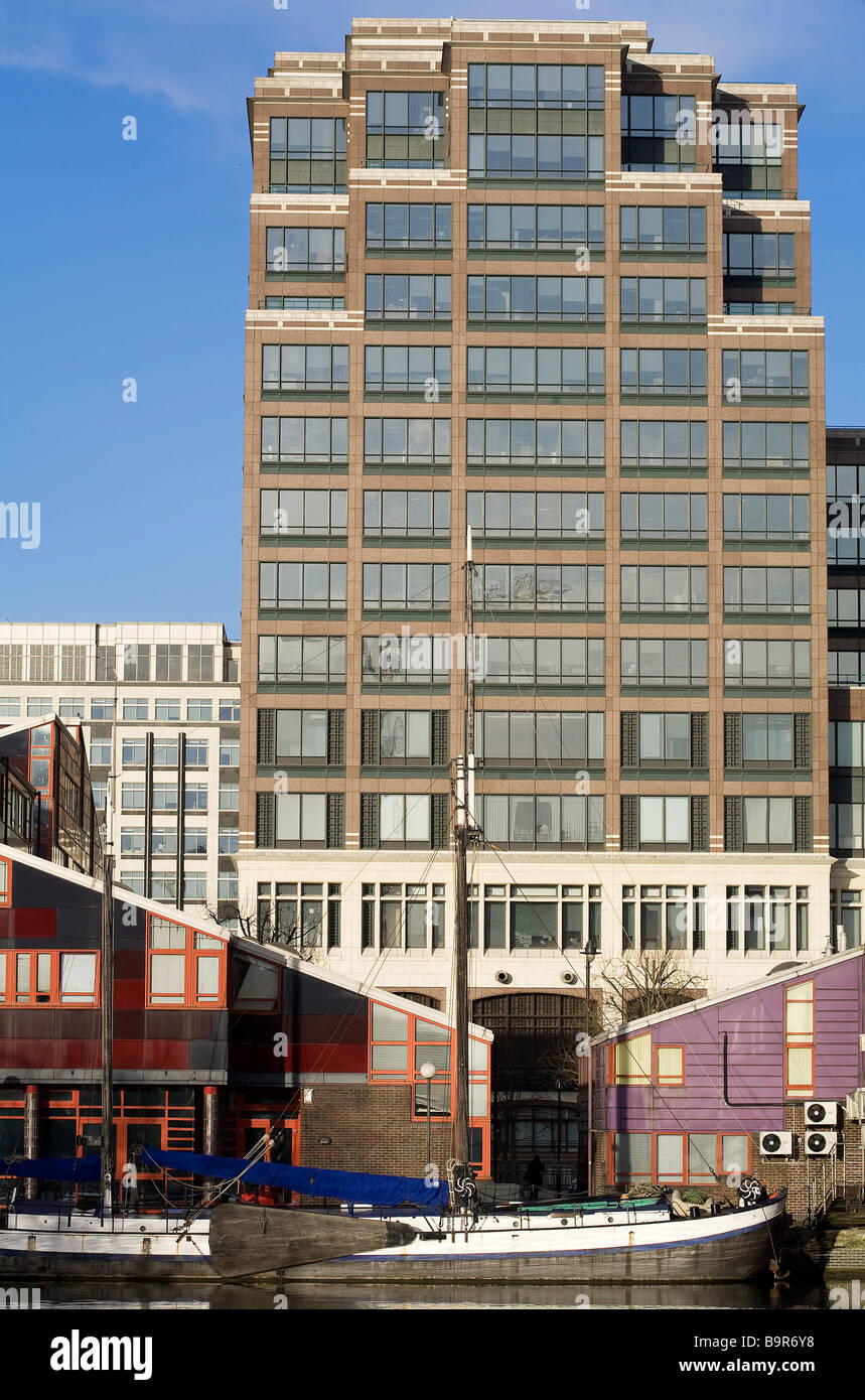 United Kingdom, London, Canary Wharf, dock Stock Photo - Alamy