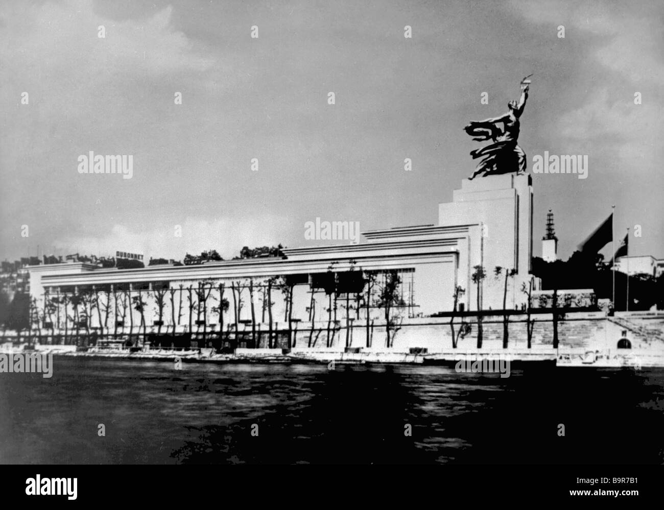 The Soviet pavilion at the World Exposition in Paris Boris Iofan ...