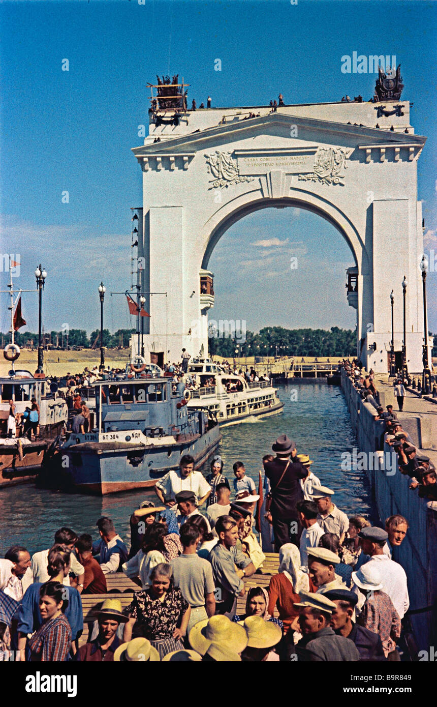 Ships in a sluice of the Lenin Volga Don shipping canal 1952 Stock ...