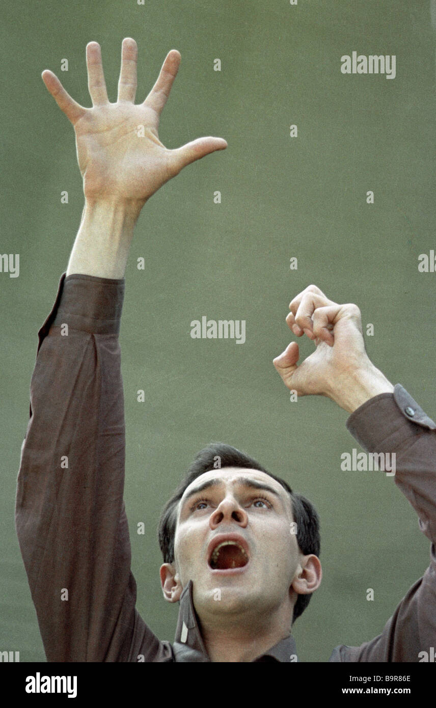 Singer Muslim Magomayev performing The Alarm Bell of Buchenwald Stock ...