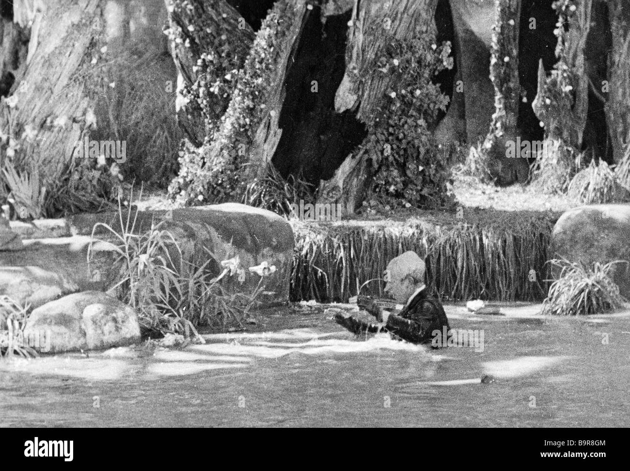 Actor Sergei Martinson right as Duremar in film The Golden Key by ...