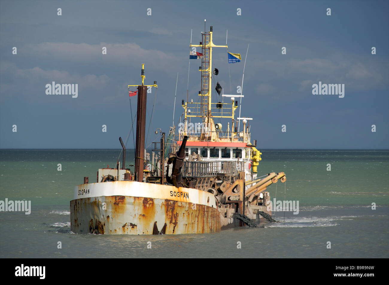 Westminster dredging hi-res stock photography and images - Alamy