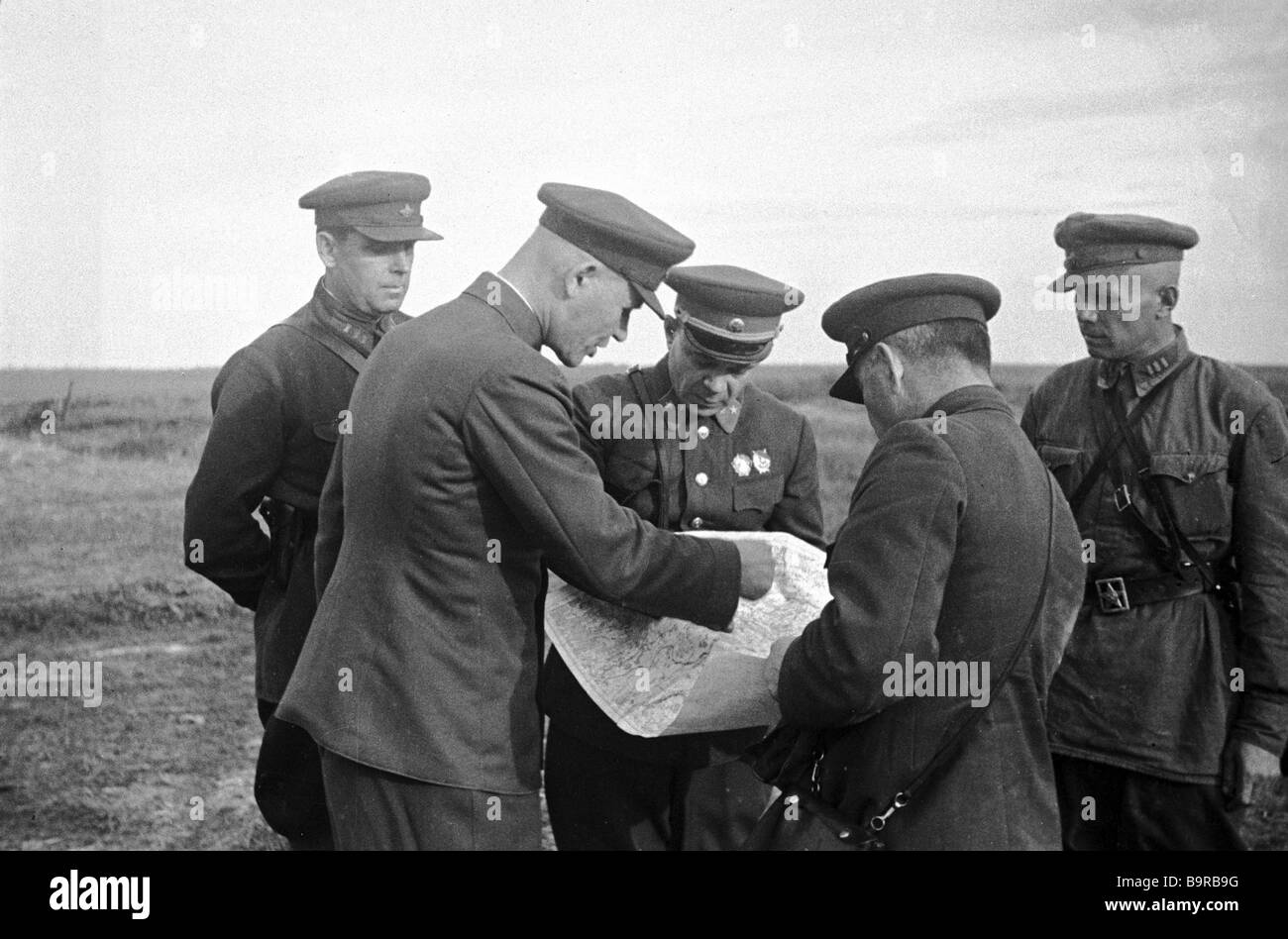 Front commander Colonel General I Konev left and commander of the 31st ...