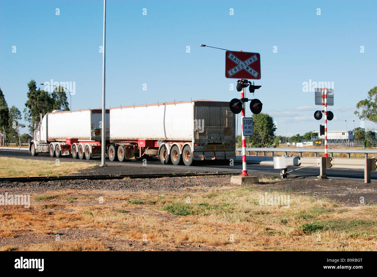 Australia post truck hi-res stock photography and images - Alamy