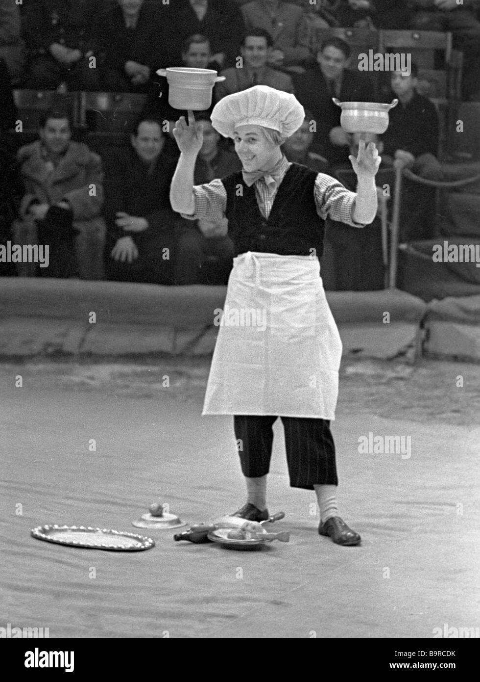 Clown Oleg Popov demonstrating his skills on the circus arena Stock ...