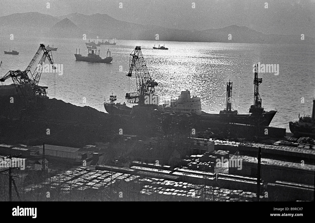 Soviet and foreign ships at the roadstead of Nakhodka harbor Stock ...