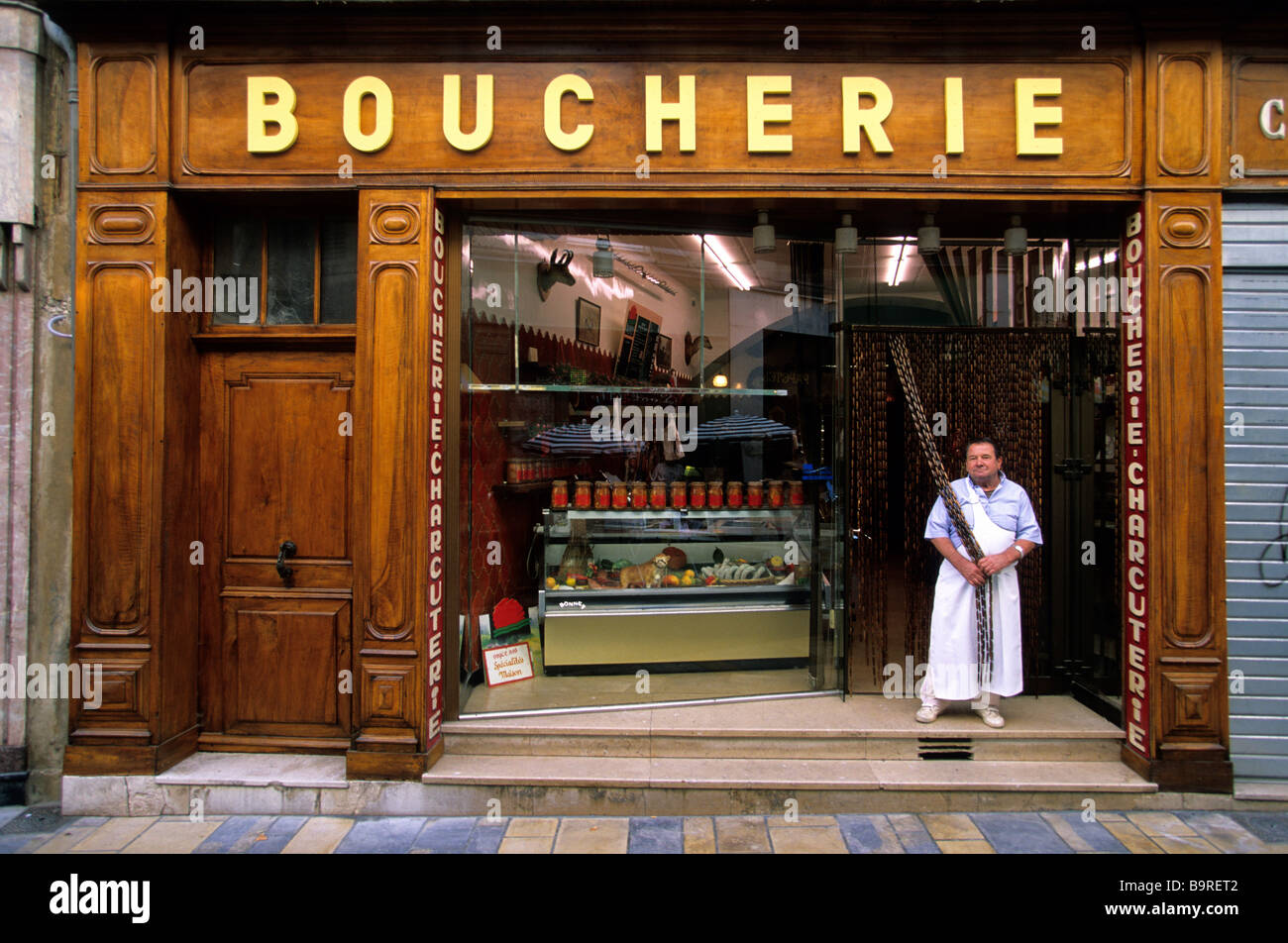 Butcher france hi-res stock photography and images - Alamy